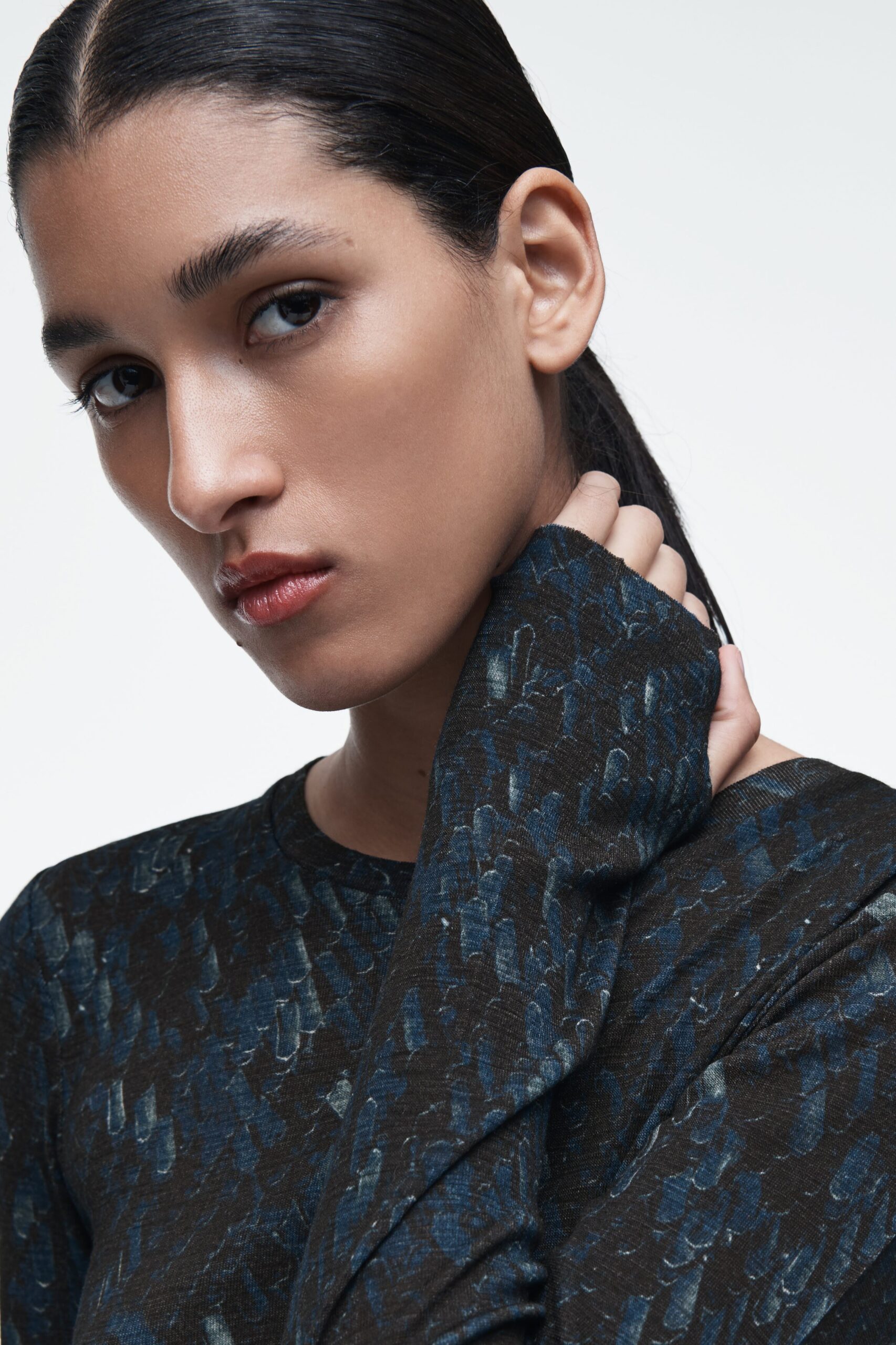 лонгслів COS (0989043039) - sms.moda